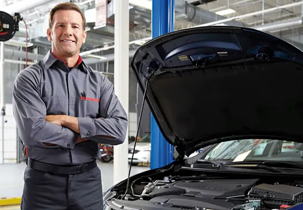 Why Service Your Nissan at Old Orchard Nissan